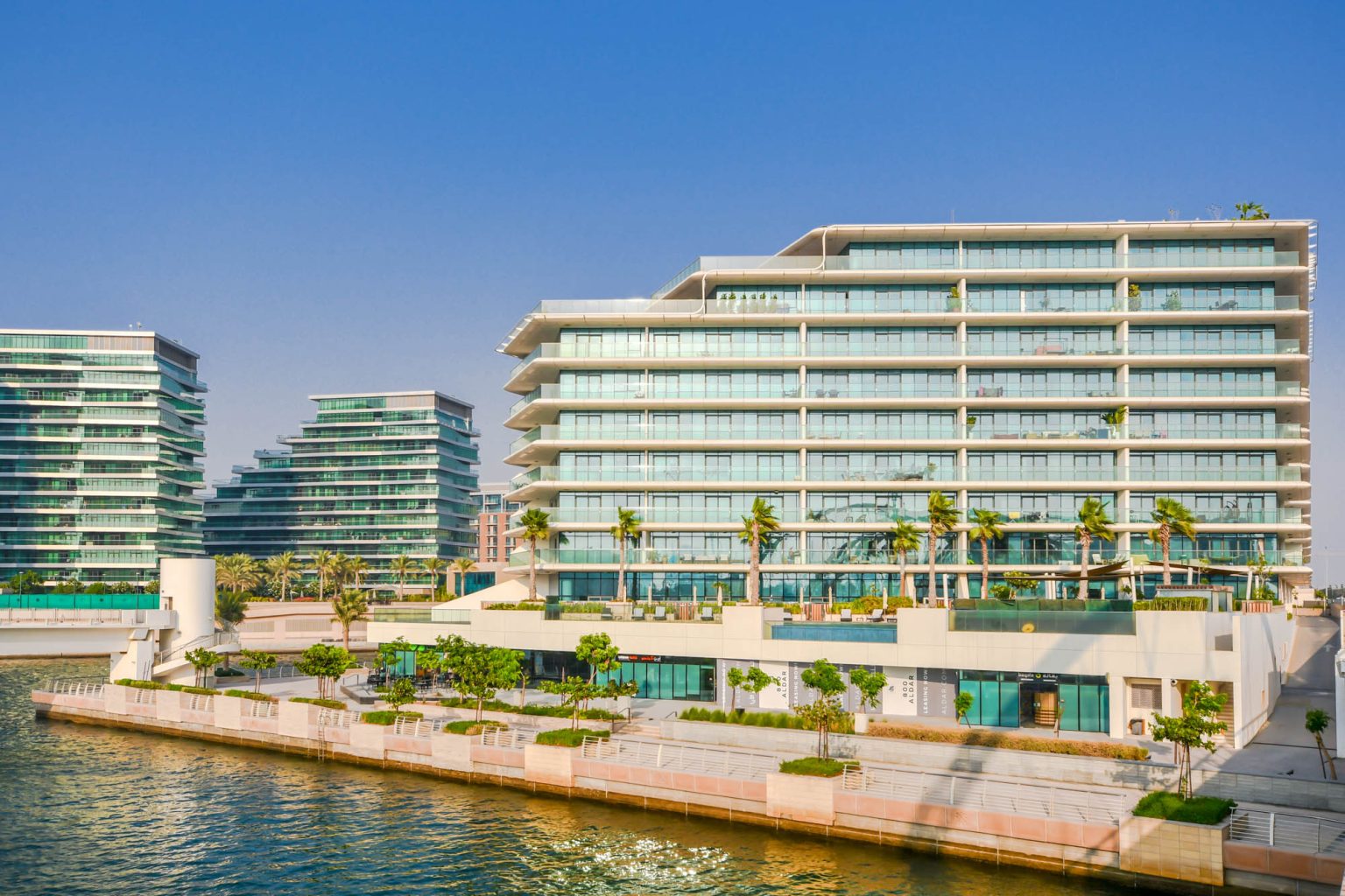 Radiant Boulevard: Modern Elegance on Al Reem Island – Oia Properties